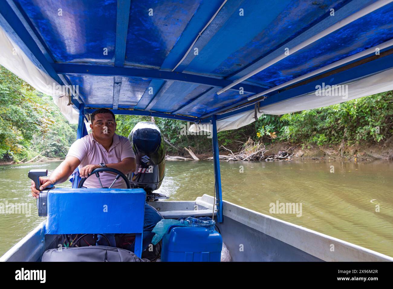 El Castillo , Nicaragua - March 11, 2024: Local guides in the San Juan ...