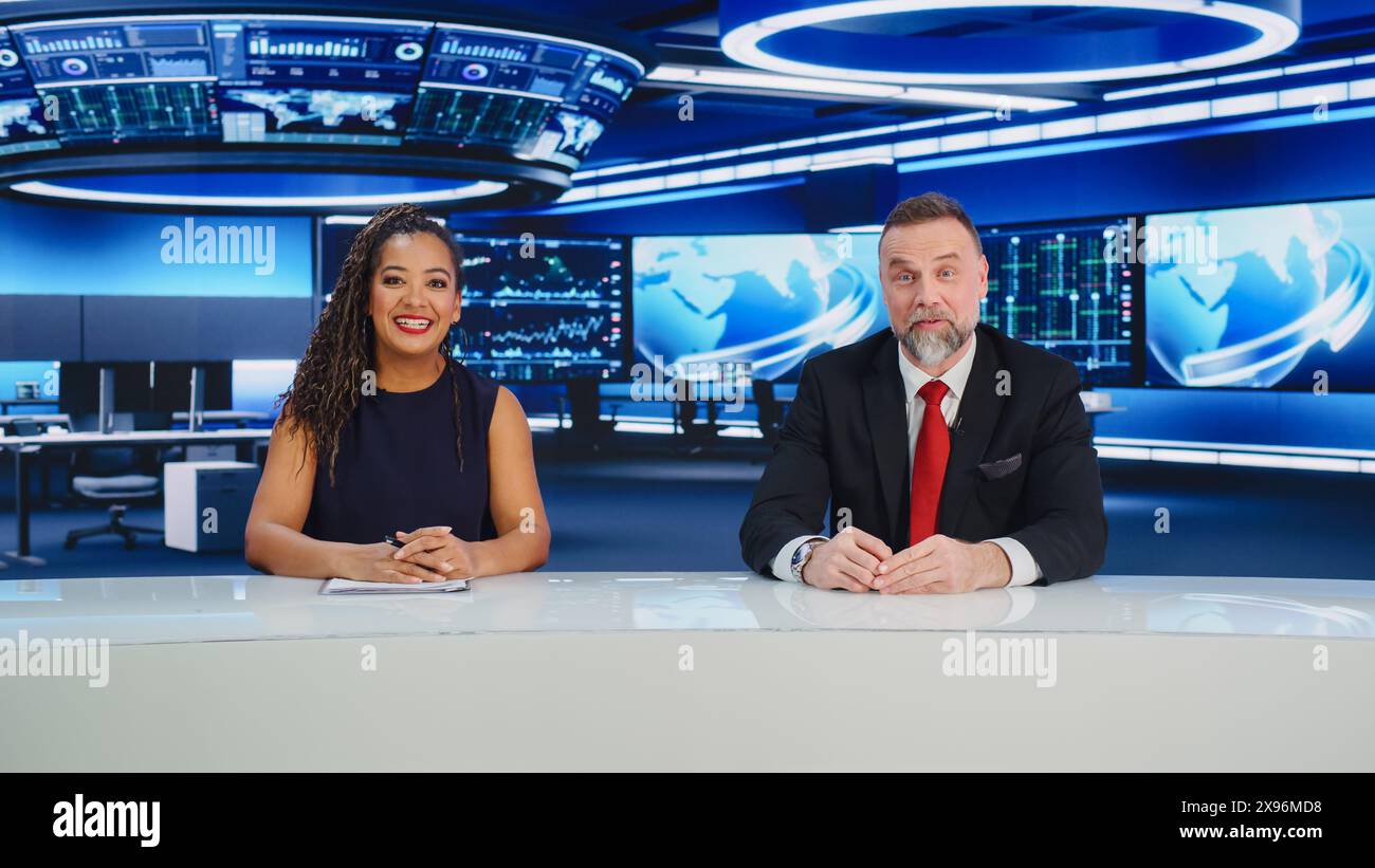 Black man male journalist reporter media hi-res stock photography and ...