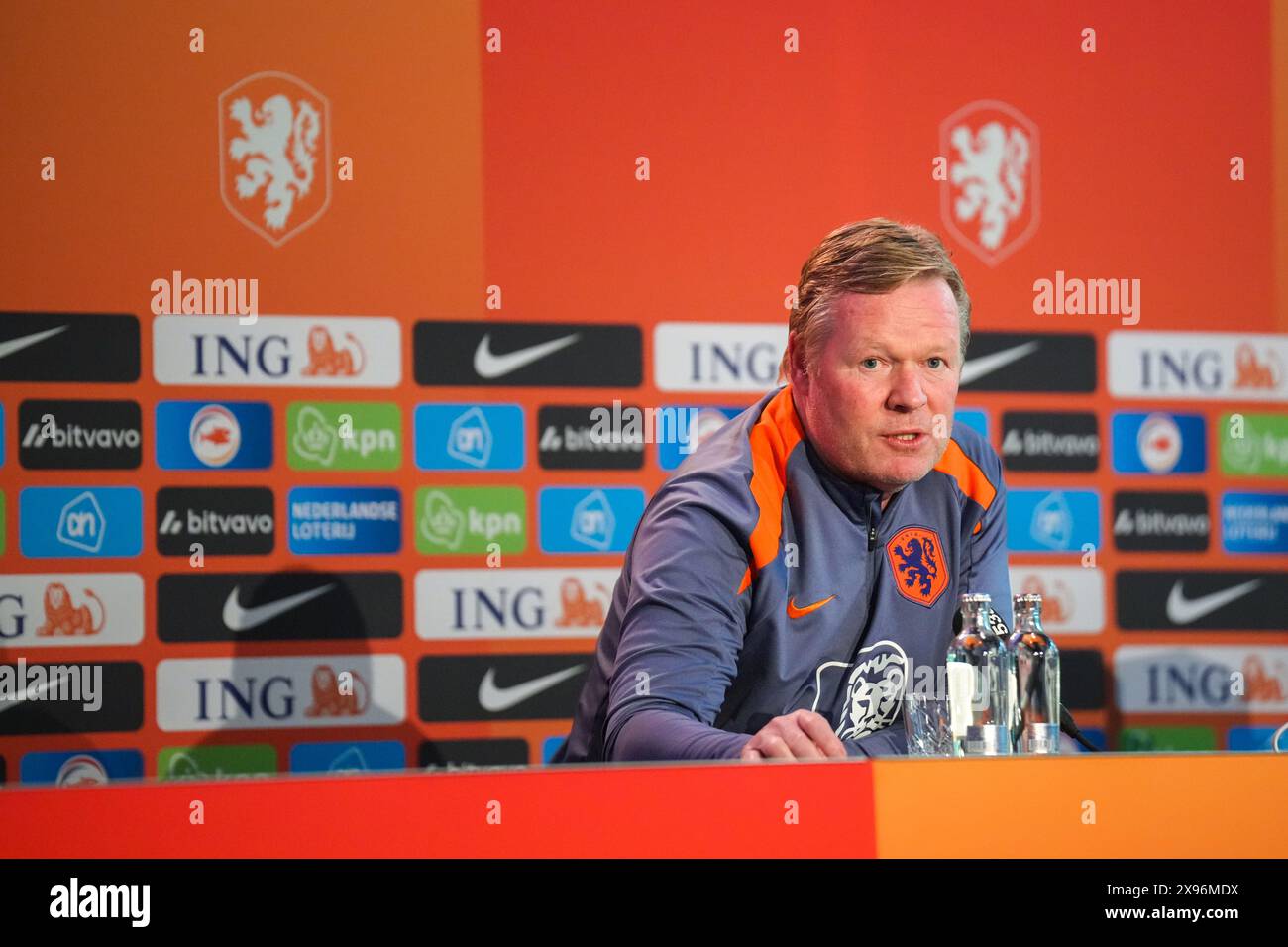 ZEIST, NETHERLANDS - MAY 29: Head Coach Ronald Koeman of the ...
