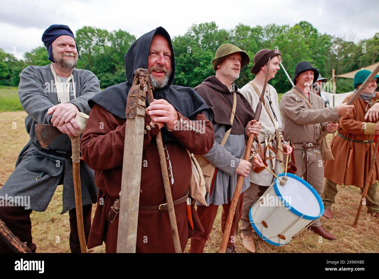 Sondershausen, Germany. 29th May, 2024. Actors dressed as peasants in a ...