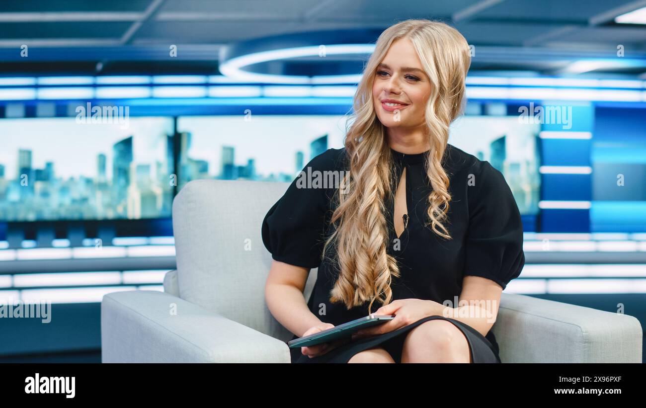 Celebrity interview hi-res stock photography and images - Alamy