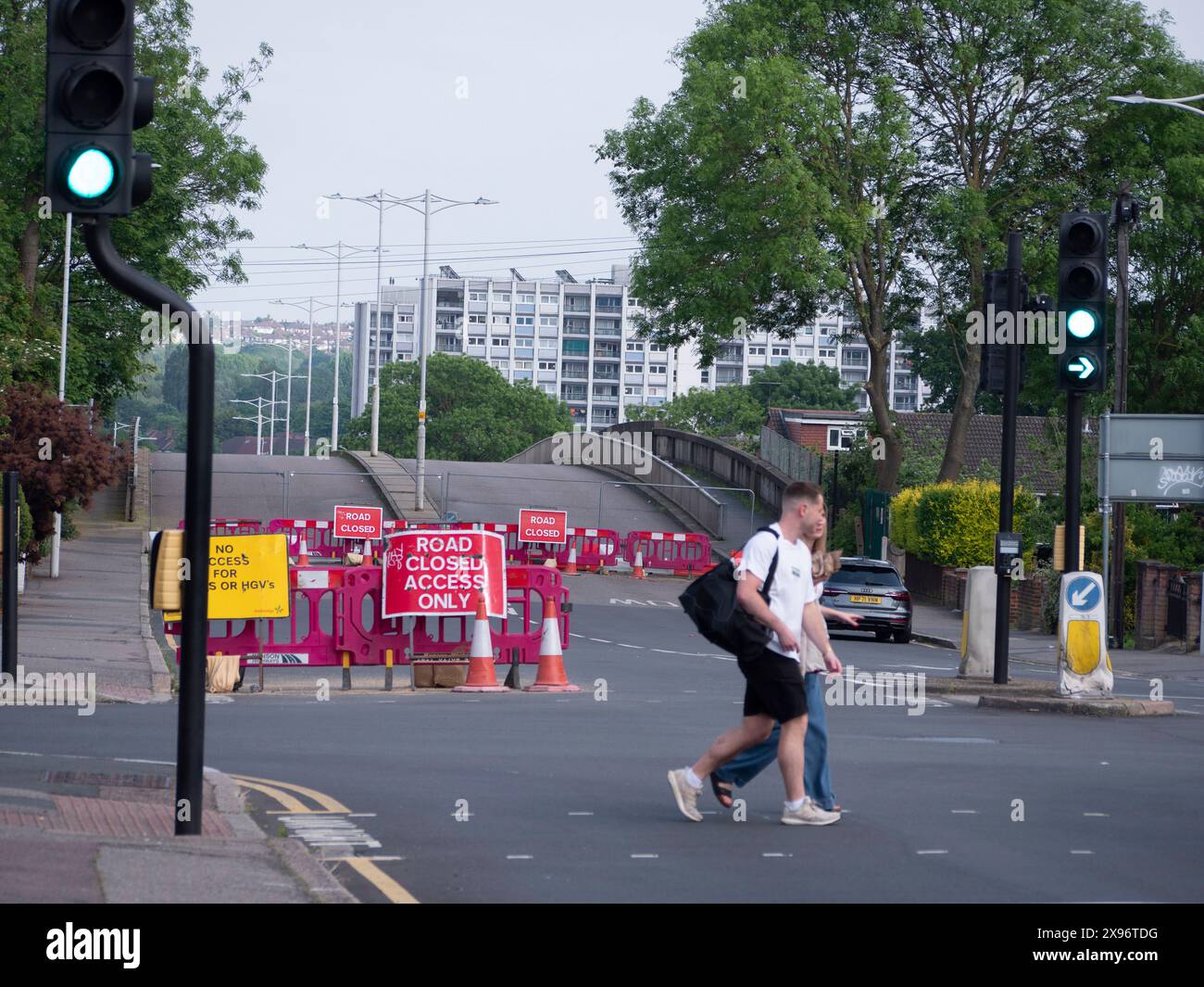 Broadmead Road Bridge in the London Borough of Redbridge , the bridge ...