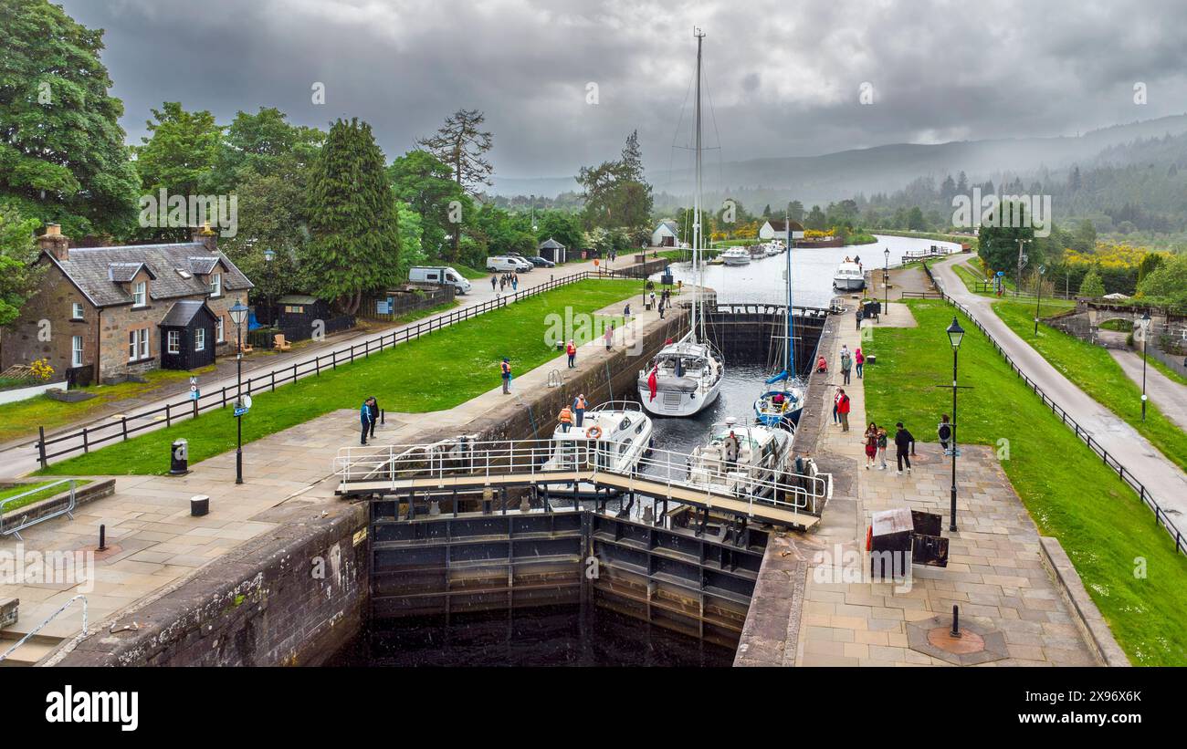 Fort Augustus Scotland Telford 5 locks on the Caledonian Canal boats in ...
