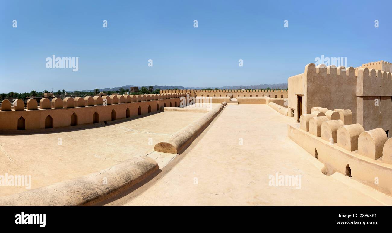 Fort from in the Omani town of Nizwa Stock Photo - Alamy