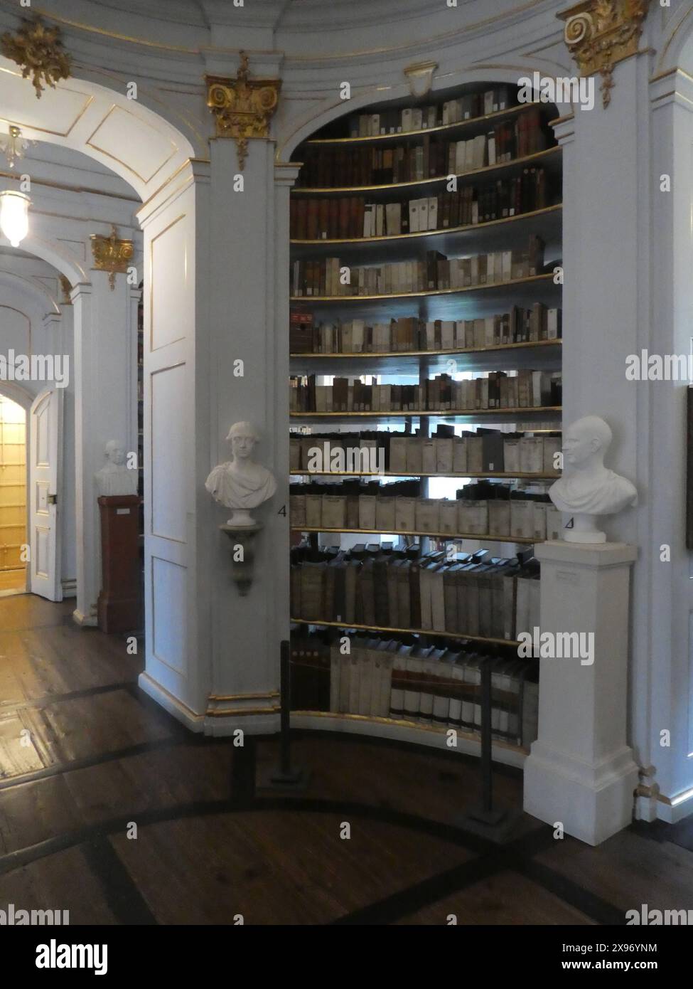 Rokokosaal der Anna Amalia Bibliothek Hstorisches Bibliotheksgebäude ...