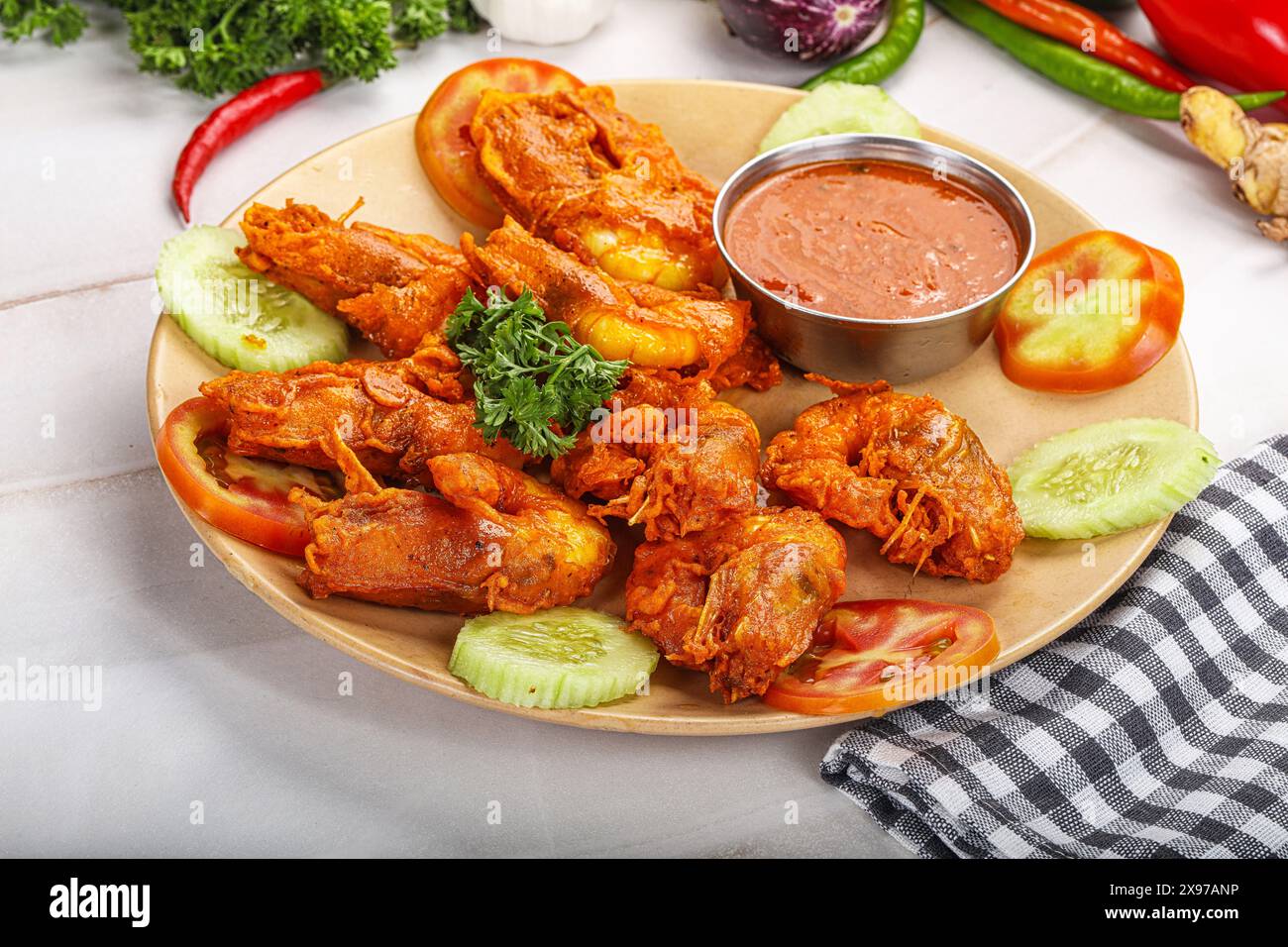 Golden fry tiger prawn hi-res stock photography and images - Alamy