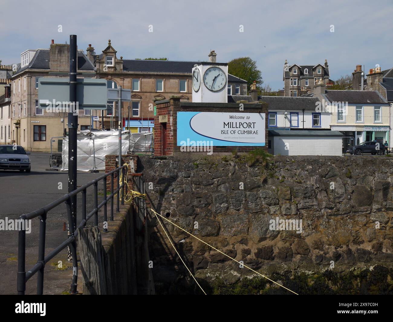 MILLPORT, ISLE OF CUMBRAE, NORTH AYRSHIRE, SCOTLAND, 05-02-24. Harbour ...