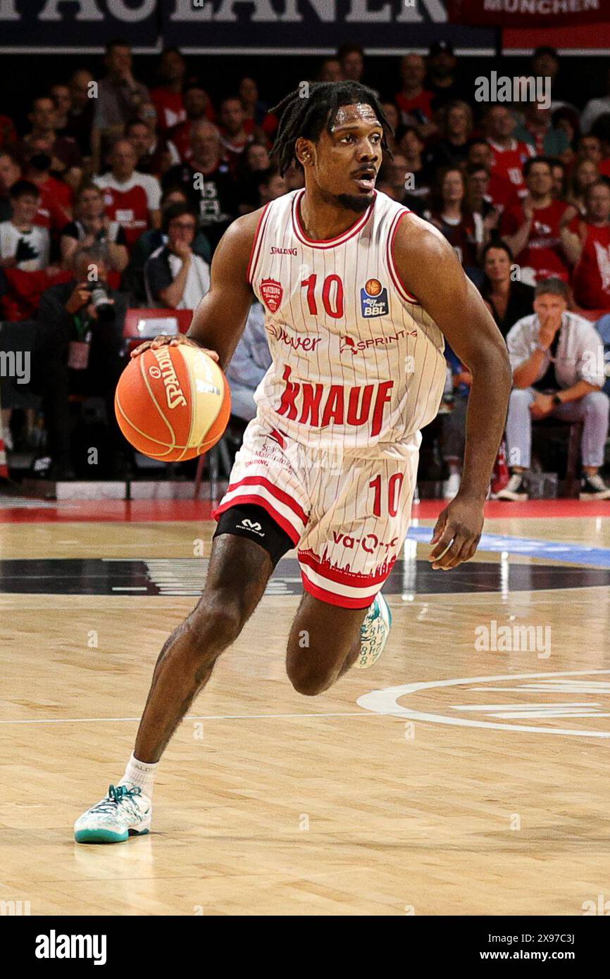Darius perry wuerzburg baskets hi-res stock photography and images - Alamy