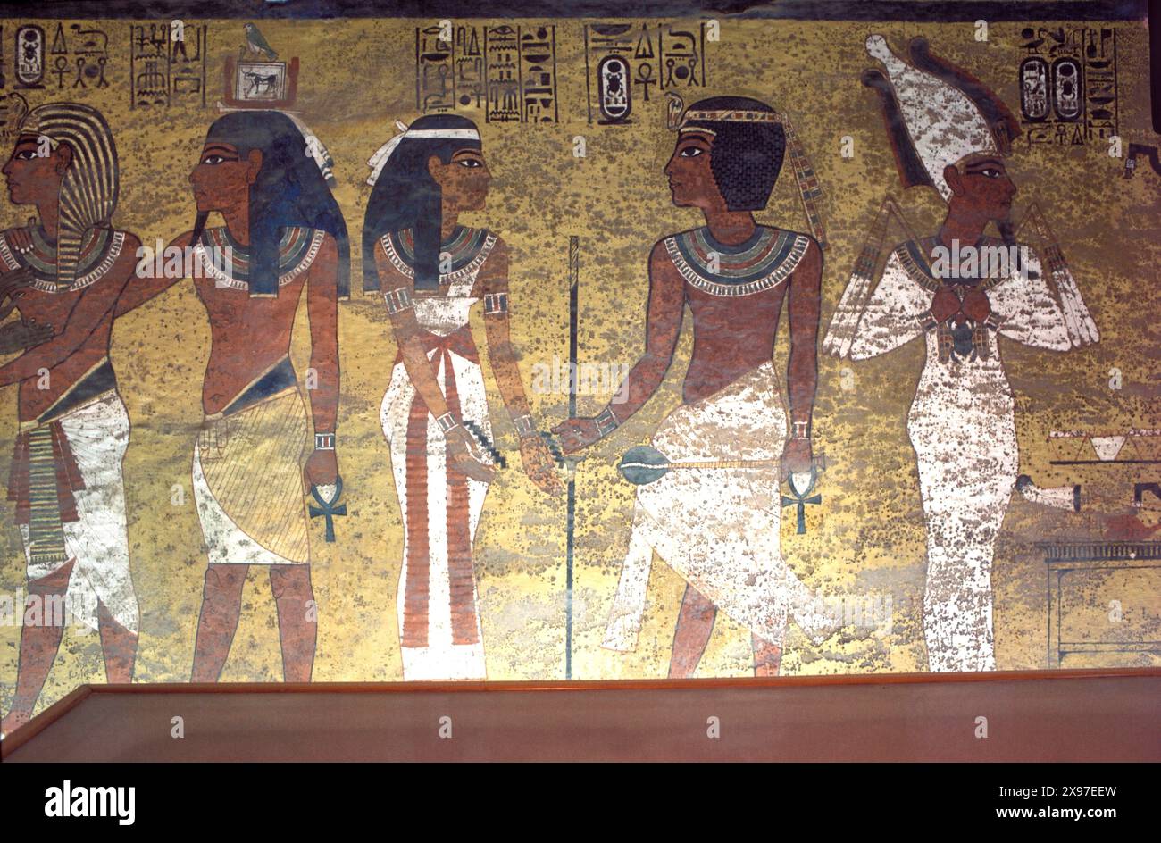 Tutankhamun wall painting in tomb hi-res stock photography and images - Alamy
