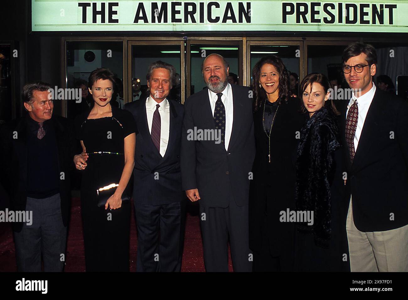 Nov. 9, 1995 - K23354EG.AMERICAN PRESIDENT PREMIERE .11-09-1995. JAMES ...