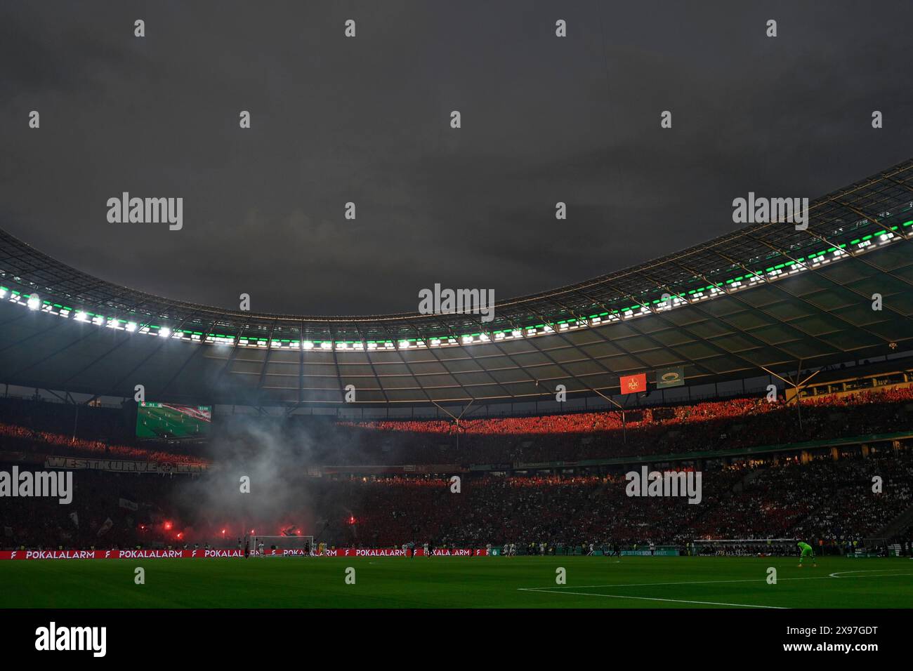 Overview, thunderstorm, thunderstorm atmosphere, dark clouds ...