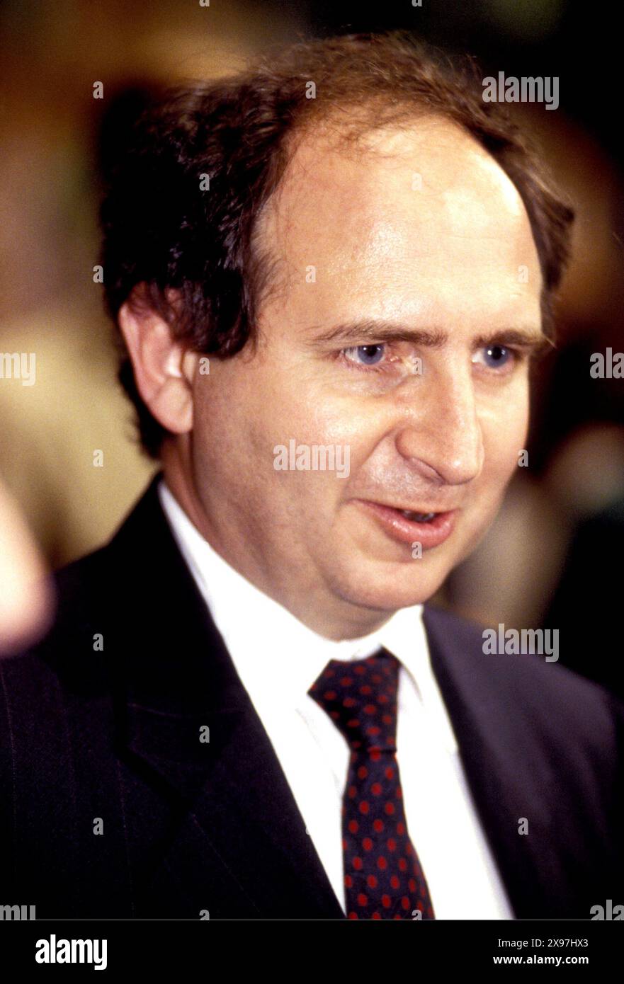 L8526JKEL SD0603.LUNCH FOR TRANSAFRICA SENATOR .PAUL WELLSTONE OBIT ...