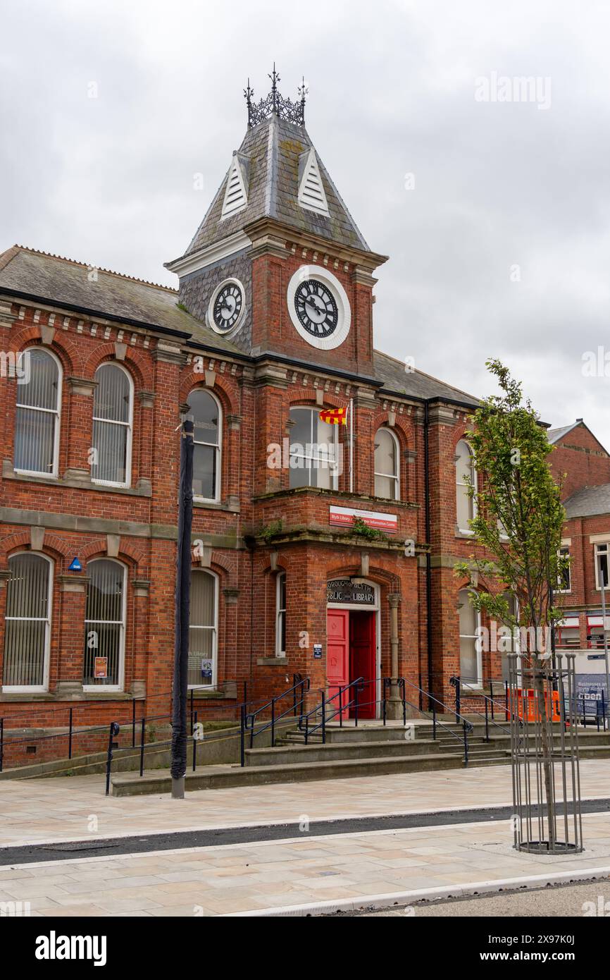Blyth, Northumberland, UK. The public library in the town centre Stock ...