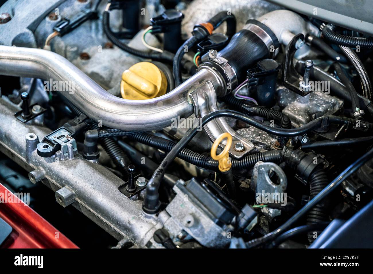 Car engine. Gasoline engine and car engine structure during technical ...