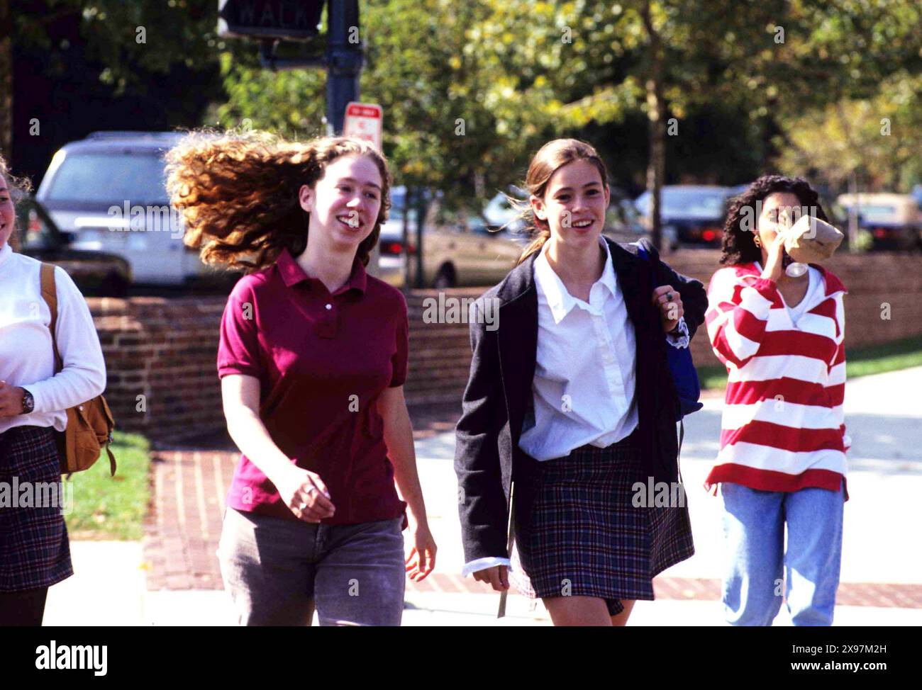 Feb. 14, 2008 - L9649JKEL.CHELSEA CLINTON AND FRIENDS DURING SCHOOL ...