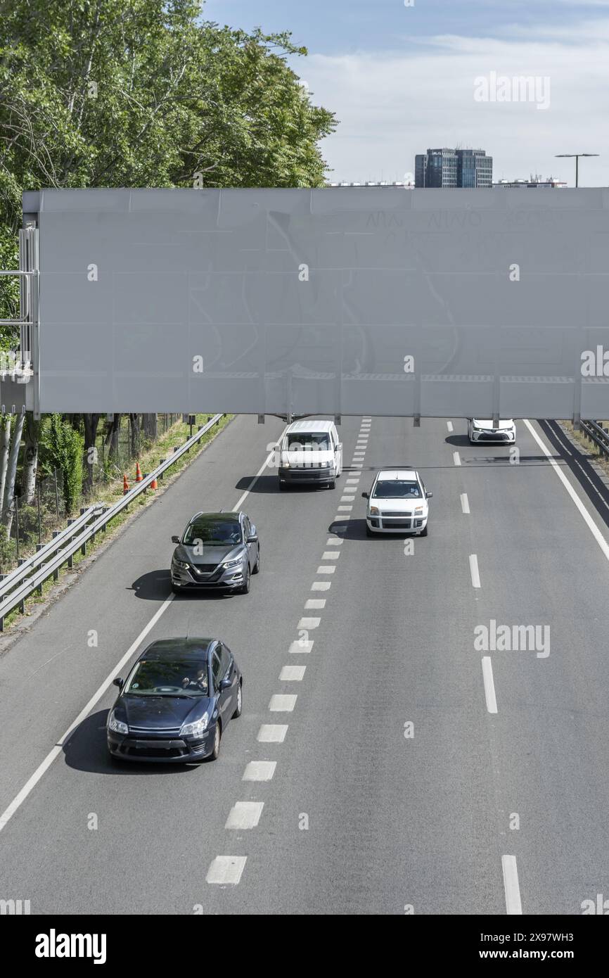 Highways, Exits and entrances are almost always located on the right ...