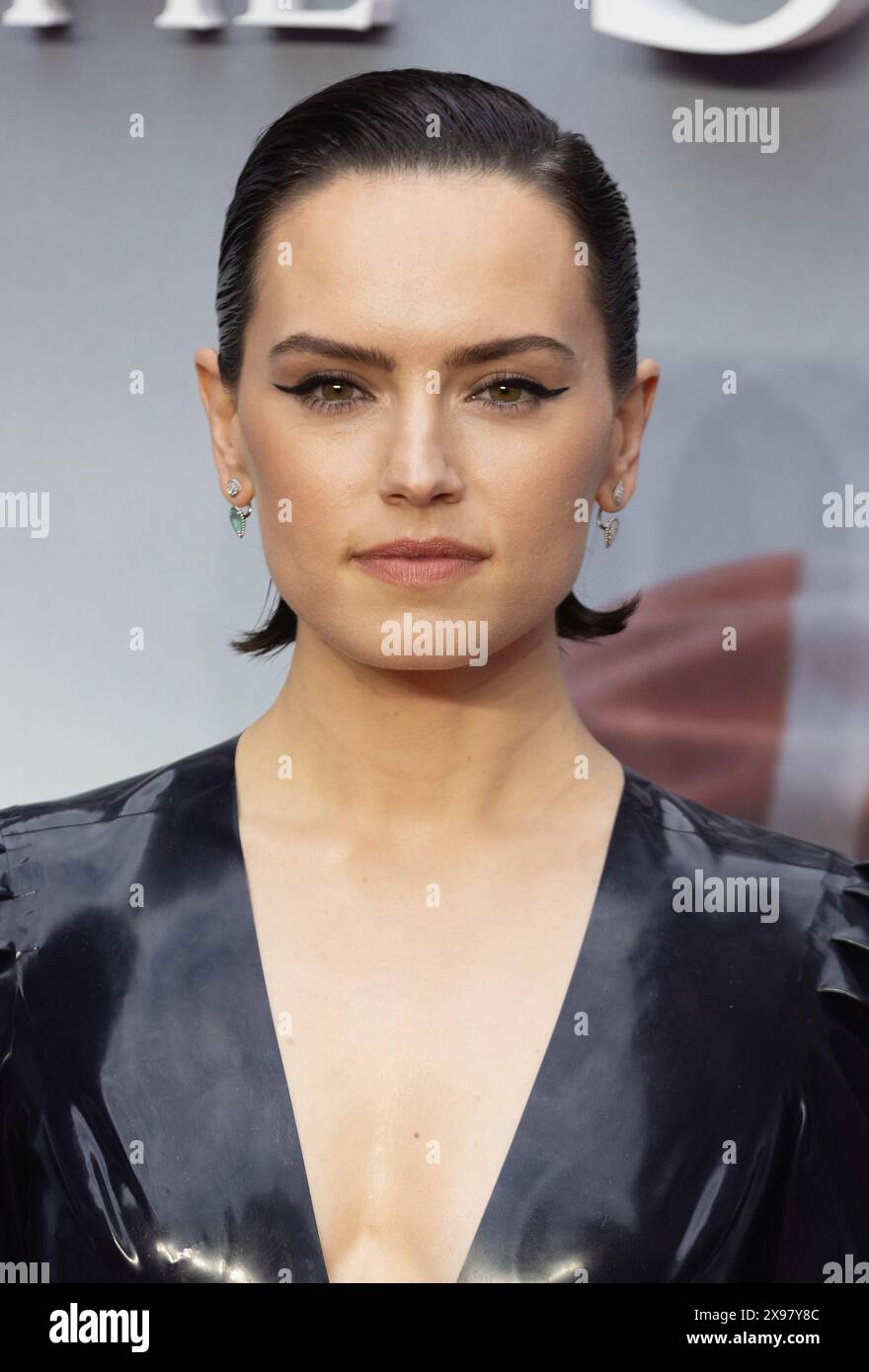 Young woman and the sea 2024 hi-res stock photography and images - Alamy