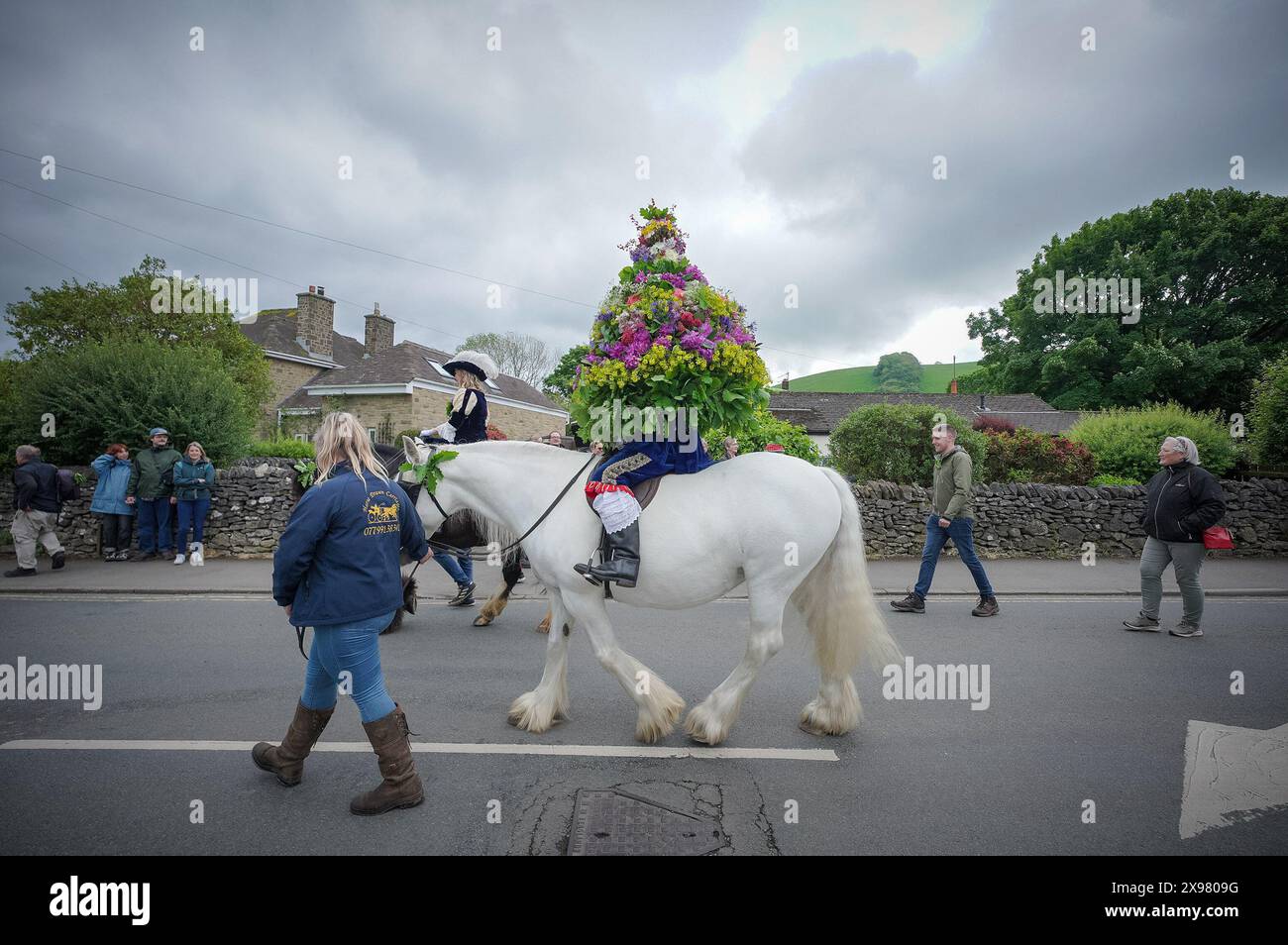 Castleton, UK. 29th May 2024. Garland Day Celebration In Castleton ...