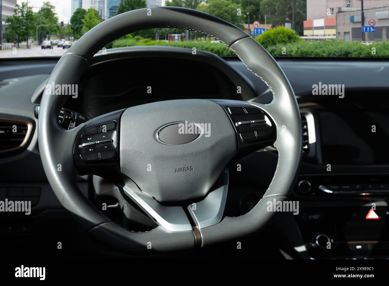 Steering wheel and dashboard in modern car Stock Photo - Alamy