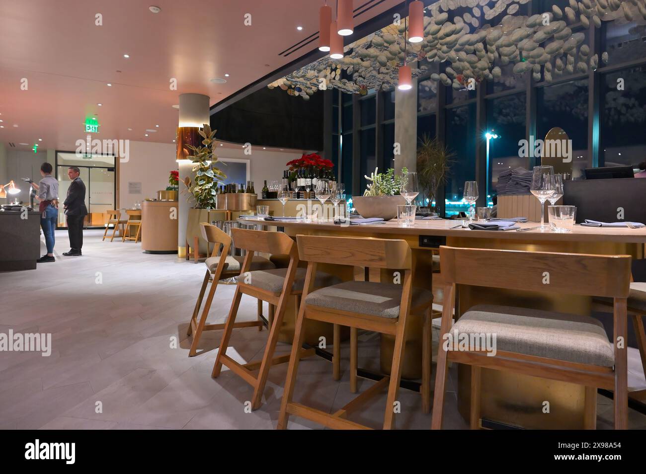 Quail + Crane restaurant, The Grand Hyatt at SFO, Millbrae CA Stock ...