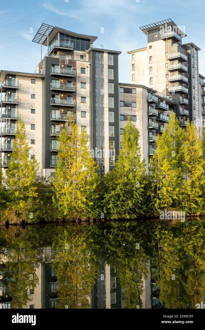 New housing in residential hi-res stock photography and images - Alamy