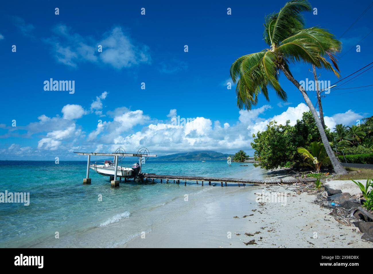 Scenic view of the island of Taha'a, French Polynesia Stock Photo - Alamy