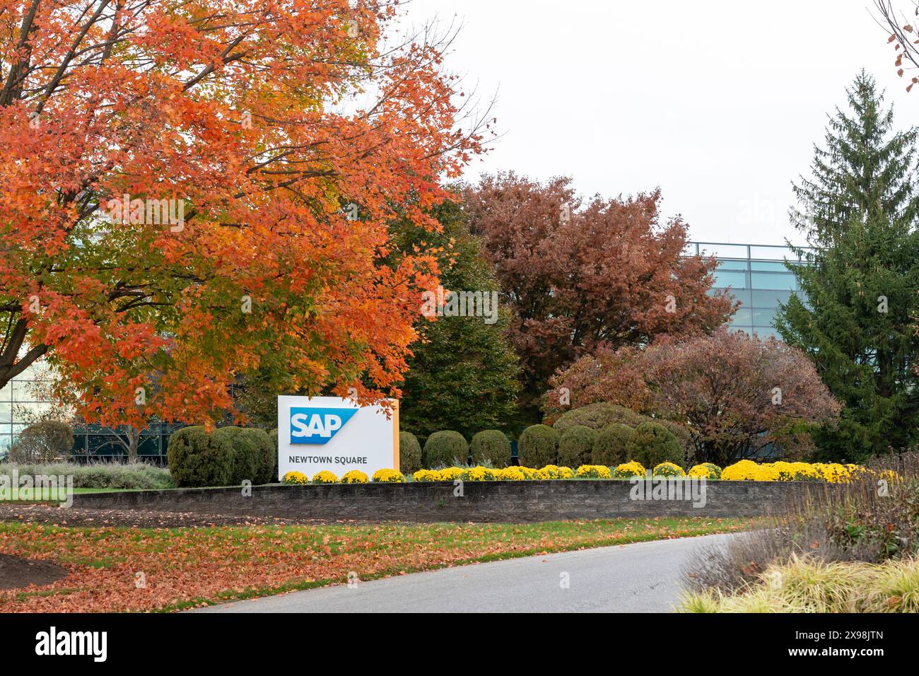 3999 west chester pike hi-res stock photography and images - Alamy