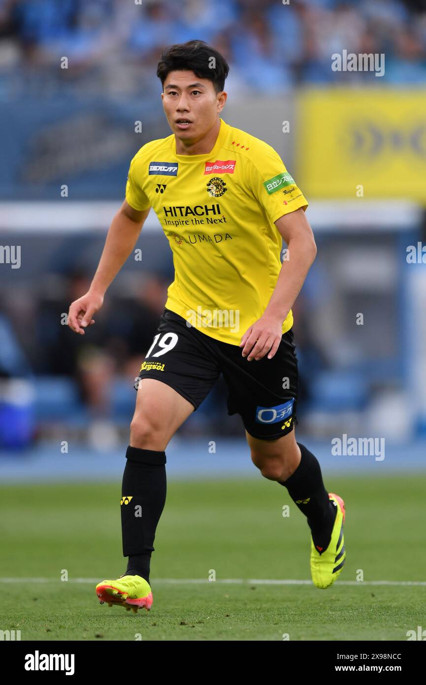 Kanagawa, Japan. 25th May, 2024. Kashiwa Reysol's Mao Hosoya during the 2024 J1 League match ...