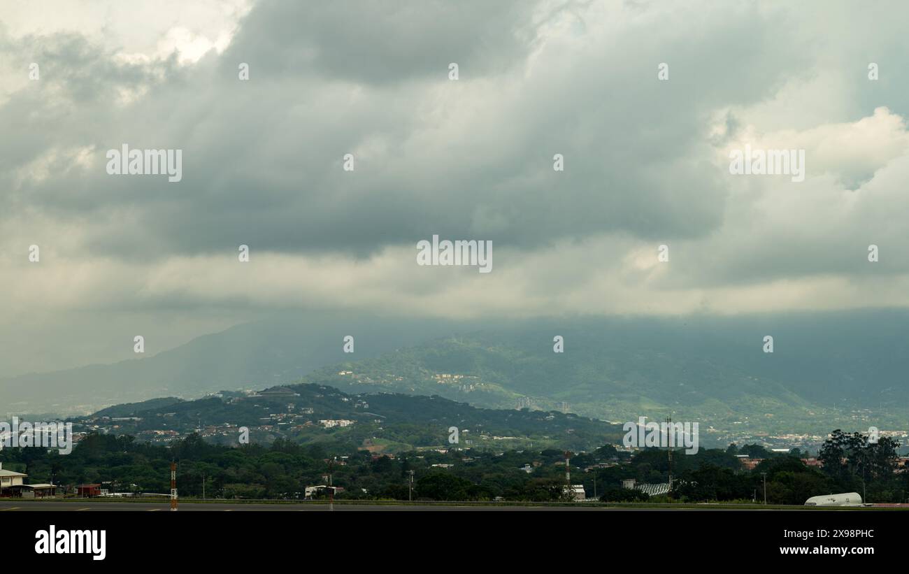 Storm over the San Jose, Costa Rica Airport Stock Photo - Alamy