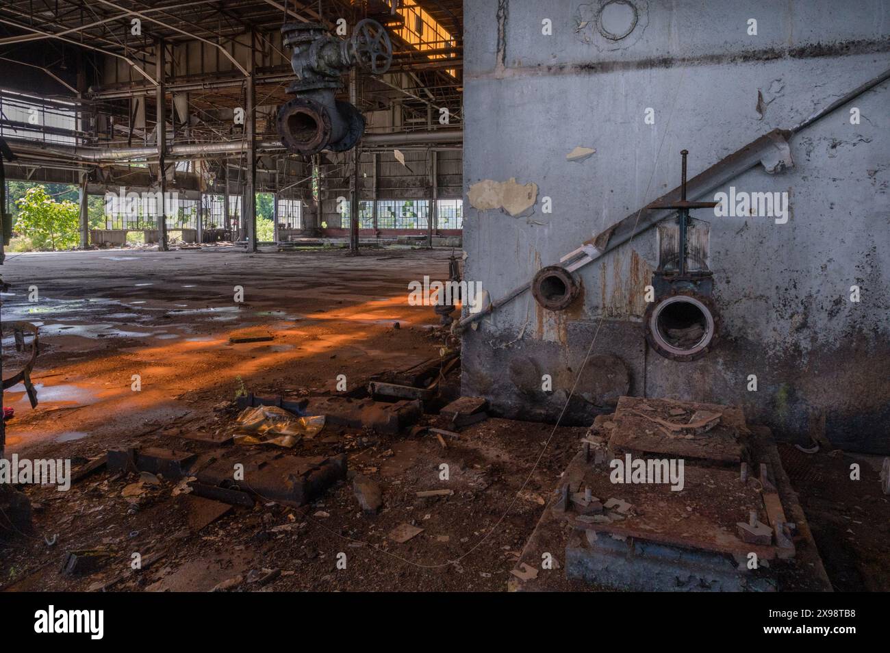 Abandoned industrial paper factory Stock Photo - Alamy