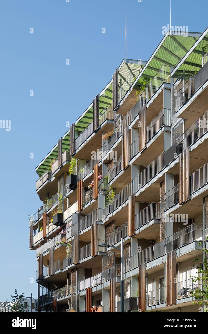 Vienna, Austria - J3B Living Garden housing development by Pesendorfer ...