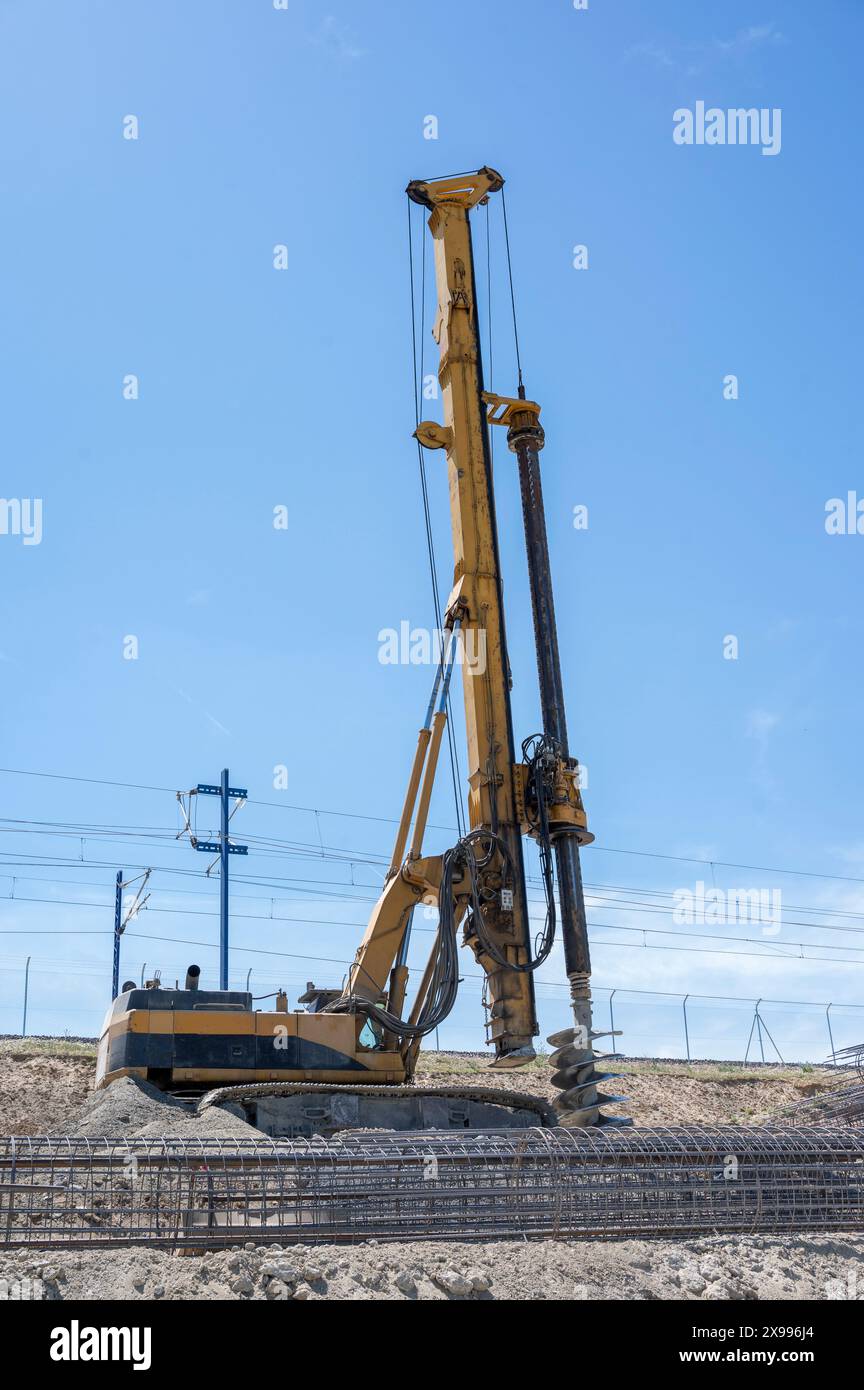 Earth Mover's Ballet: The Precise Choreography of Trench Excavation ...