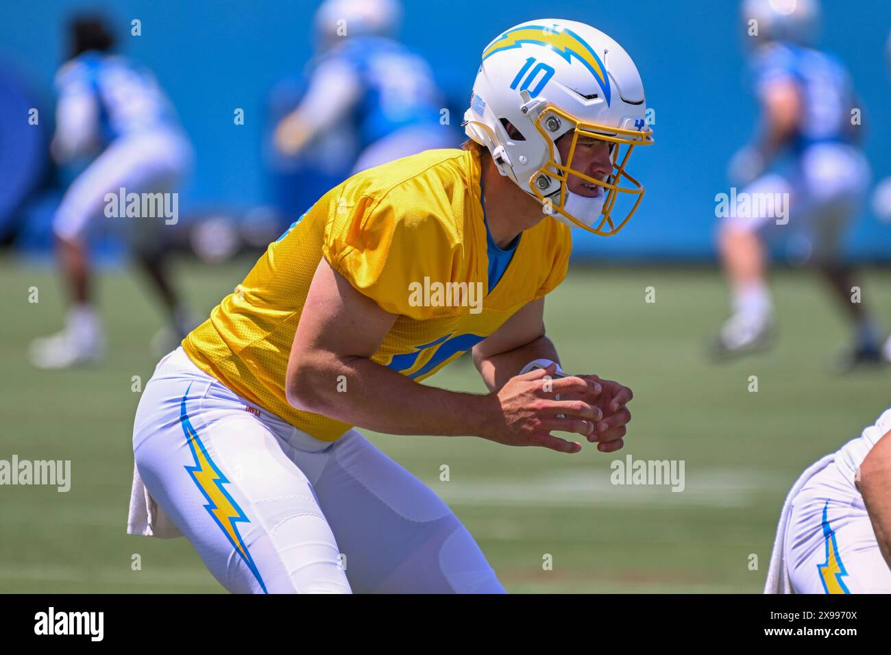 Los Angeles Chargers quarterback Justin Herbert (10) during organized ...