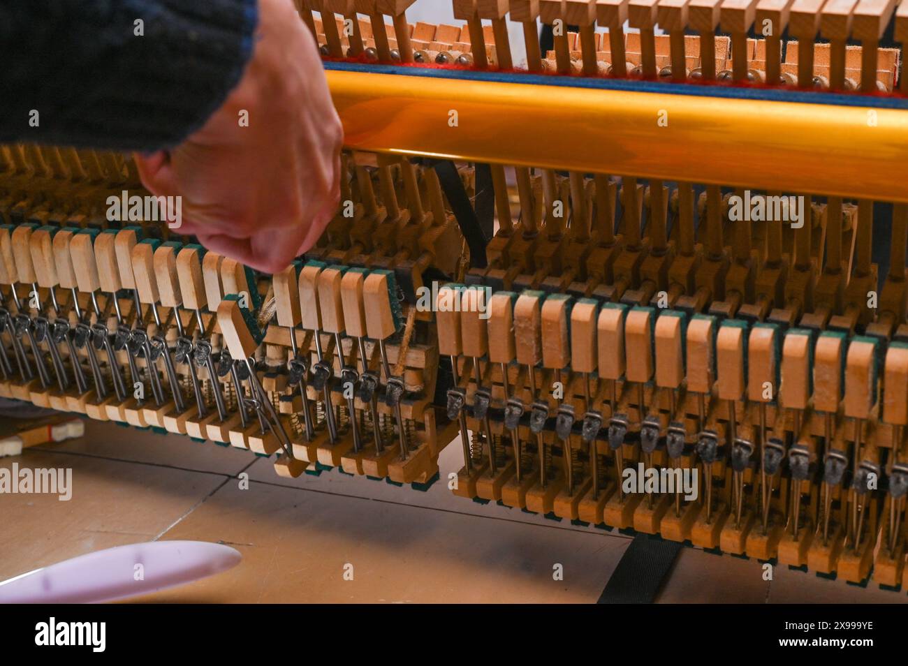 Disassembly process hi-res stock photography and images - Alamy