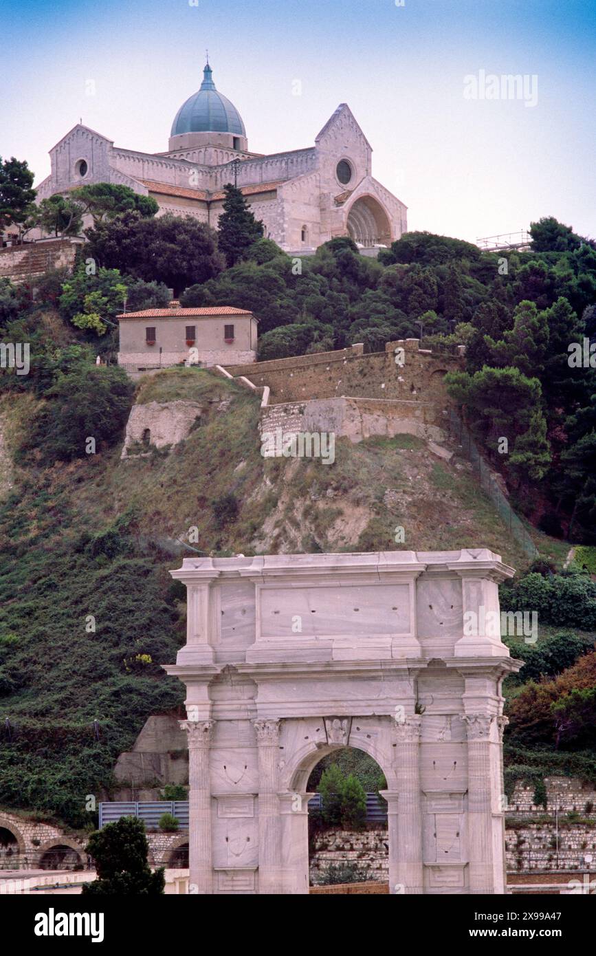 Italy, Marche, Ancona, Arco di Traiano, Arch of Trajan background Colle ...