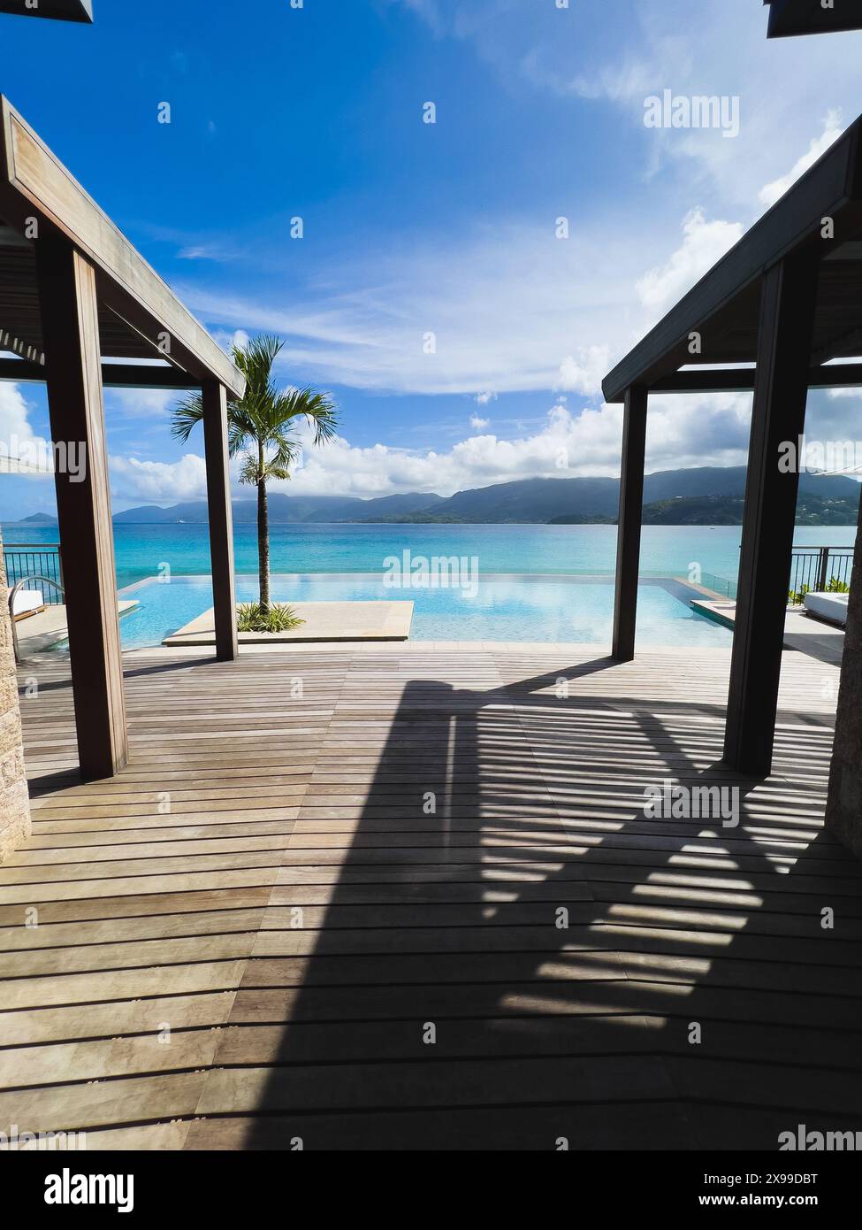 Hotel swimming pool in Seychelles Stock Photo - Alamy