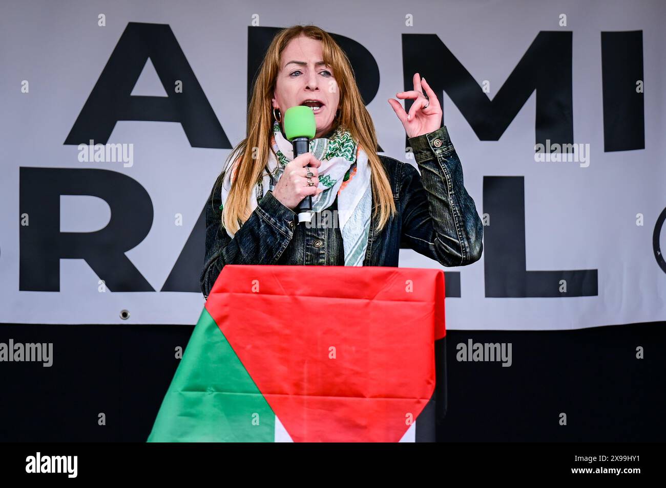 27 April London Pro Palestine March - Clare Daly Stock Photo - Alamy