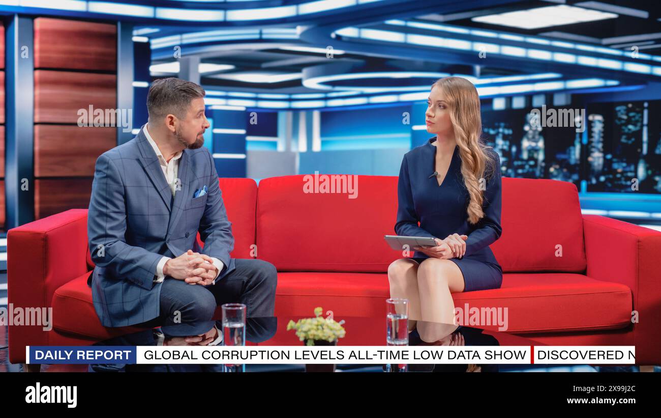 Tv news channel two presenters hi-res stock photography and images - Alamy