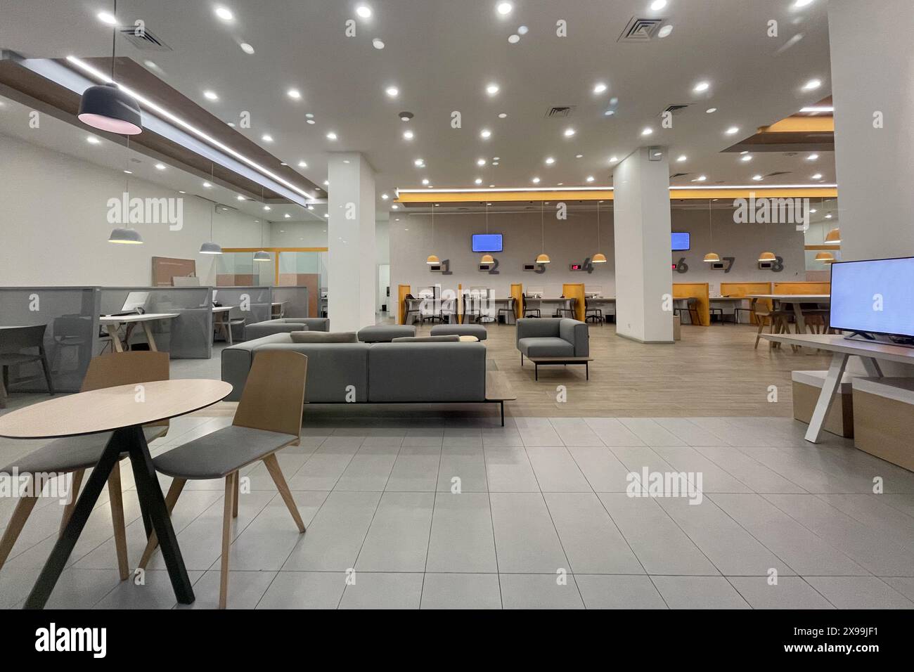 Bank desk interior hi-res stock photography and images - Alamy