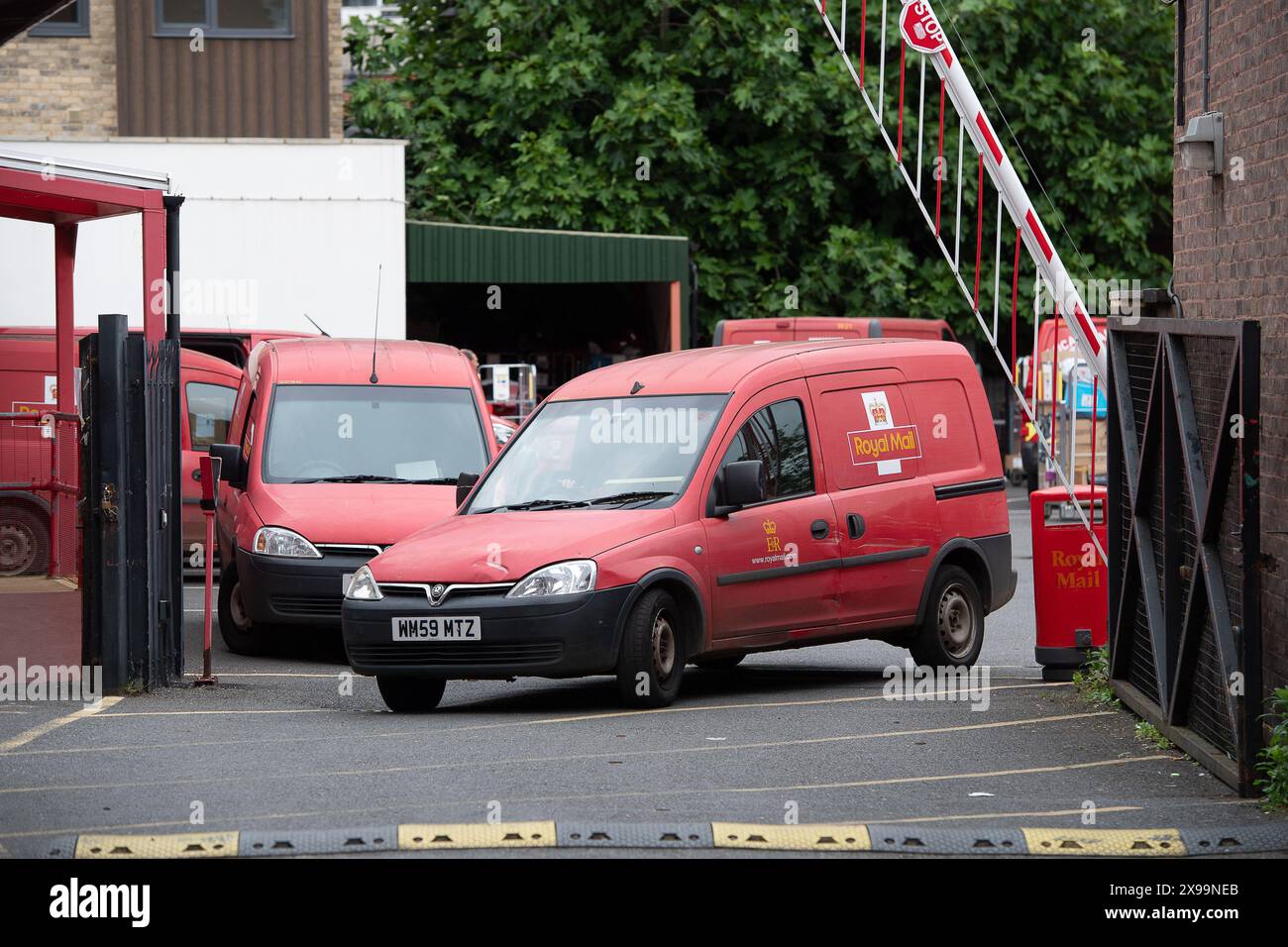 Windsor, UK. 30th May, 2024. The Royal Mail Queen Elizabeth Delivery ...