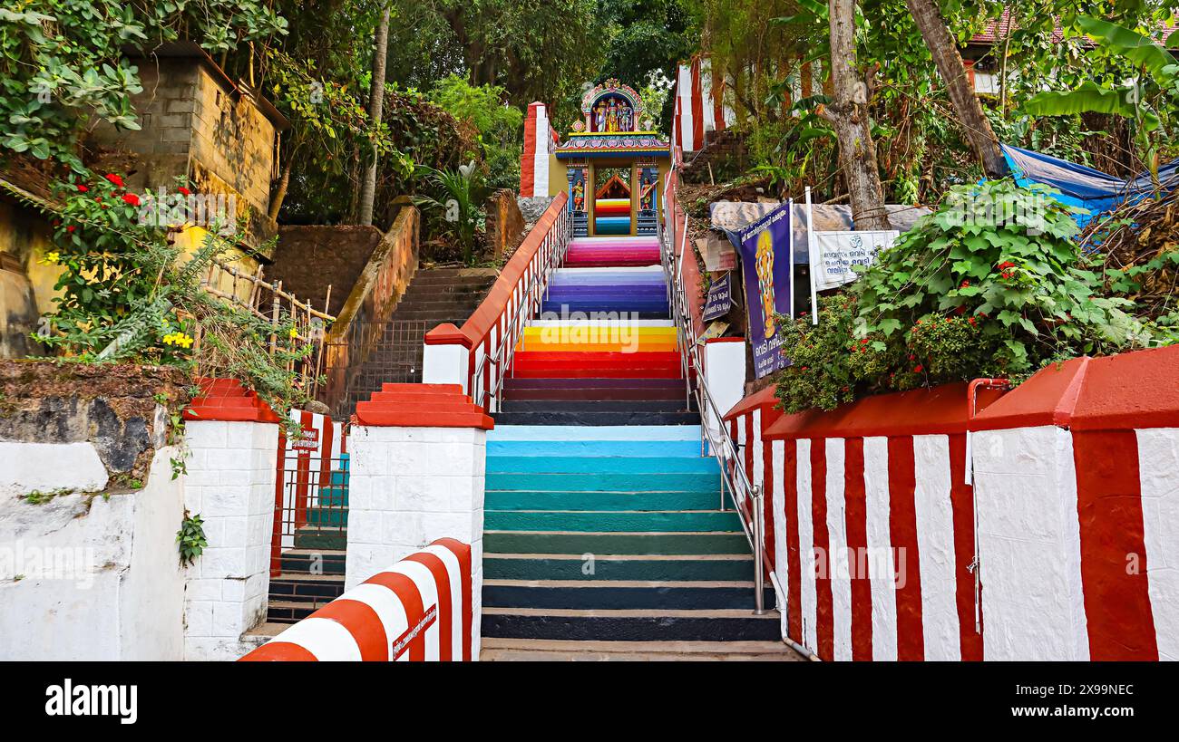 Colourful Stairs of Sri Janardanaswamy Temple, Varkala ...