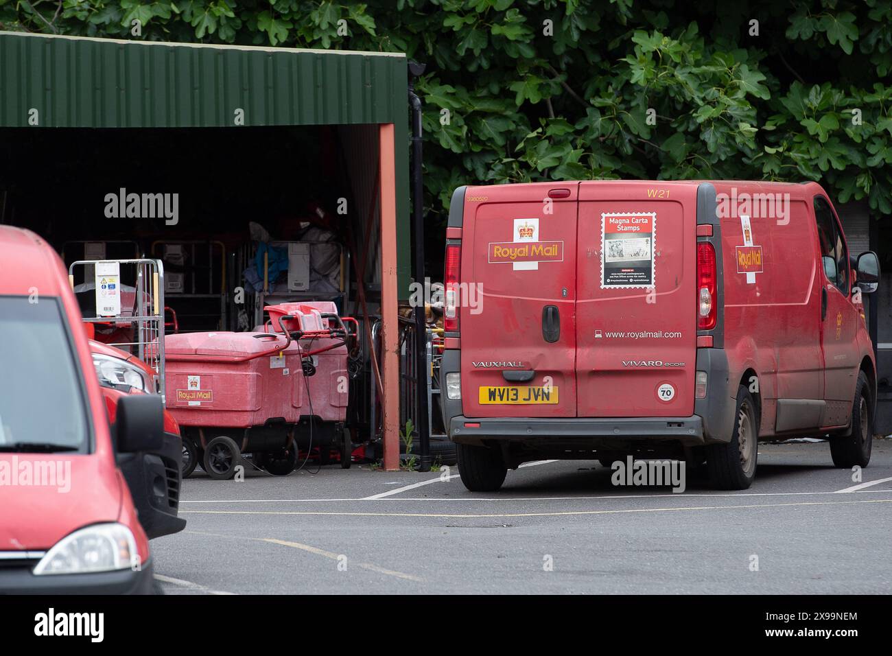 Windsor, UK. 30th May, 2024. The Royal Mail Queen Elizabeth Delivery ...