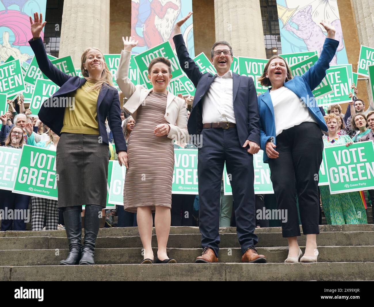 Adrian ramsay ellie chowns hi-res stock photography and images - Alamy