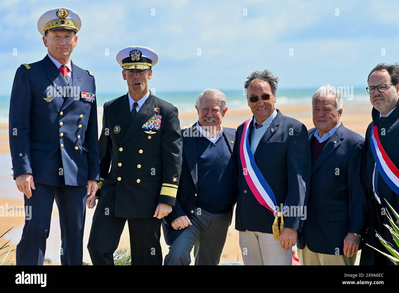 Contre Amiral Bertrand Gaullier des Bordes, Keith B David, Captain Rick ...