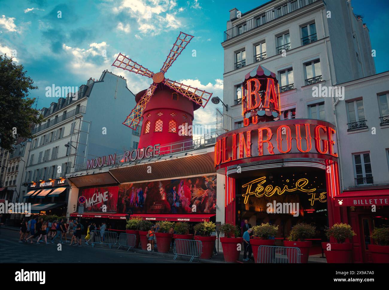 Moulin Rouge, Paris Stock Photo - Alamy