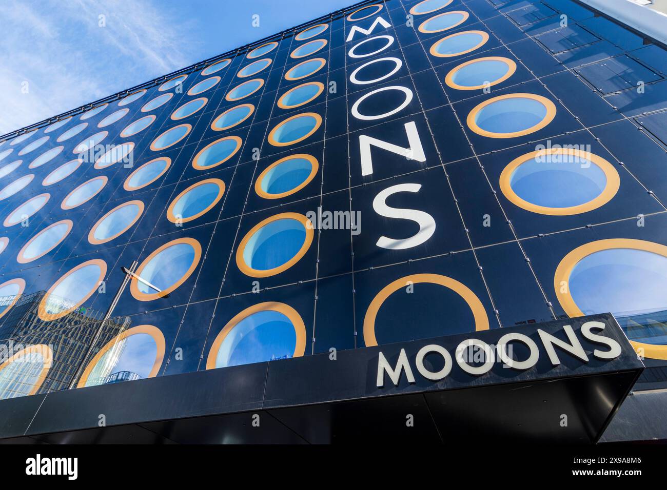 Mooons hotel hi-res stock photography and images - Alamy