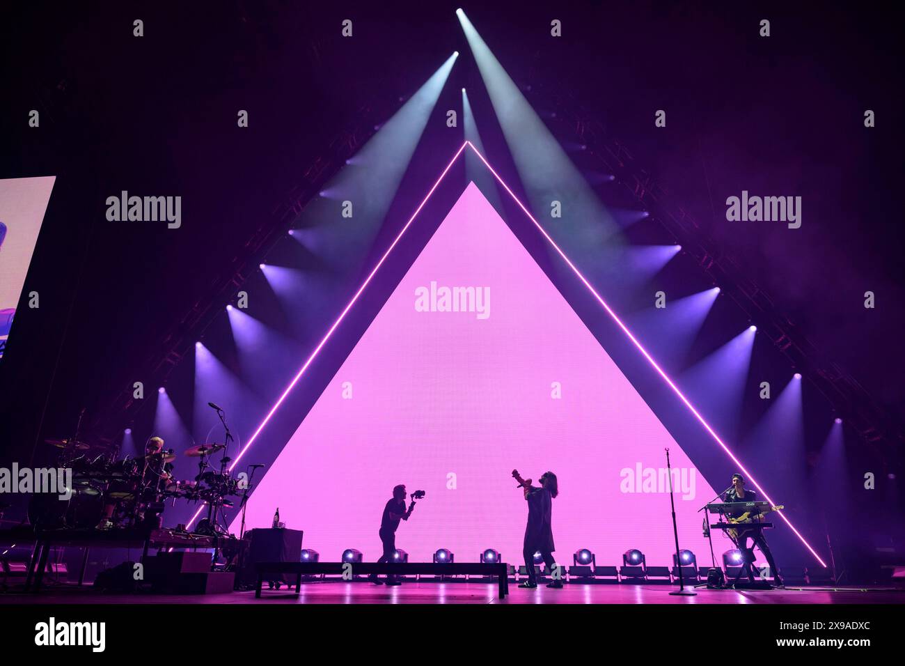 Thirty Seconds to Mars 30 Seconds to Mars- Jared Leto - Seasons World ...