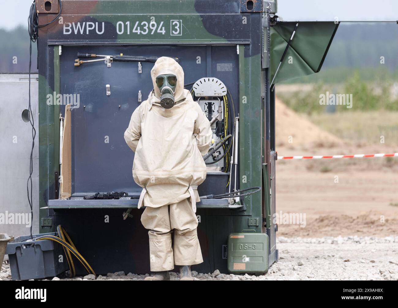 Cbrn decon hi-res stock photography and images - Alamy