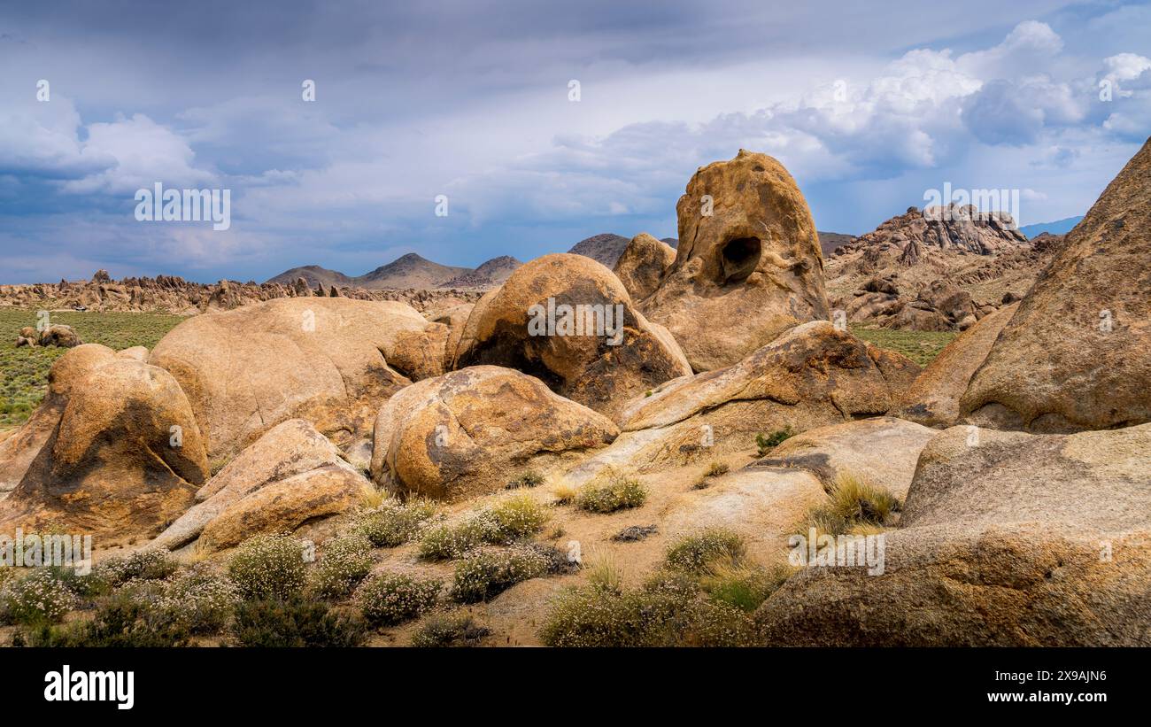 One of the many rock formations in Alabama Hills. The Alabama Hills is ...