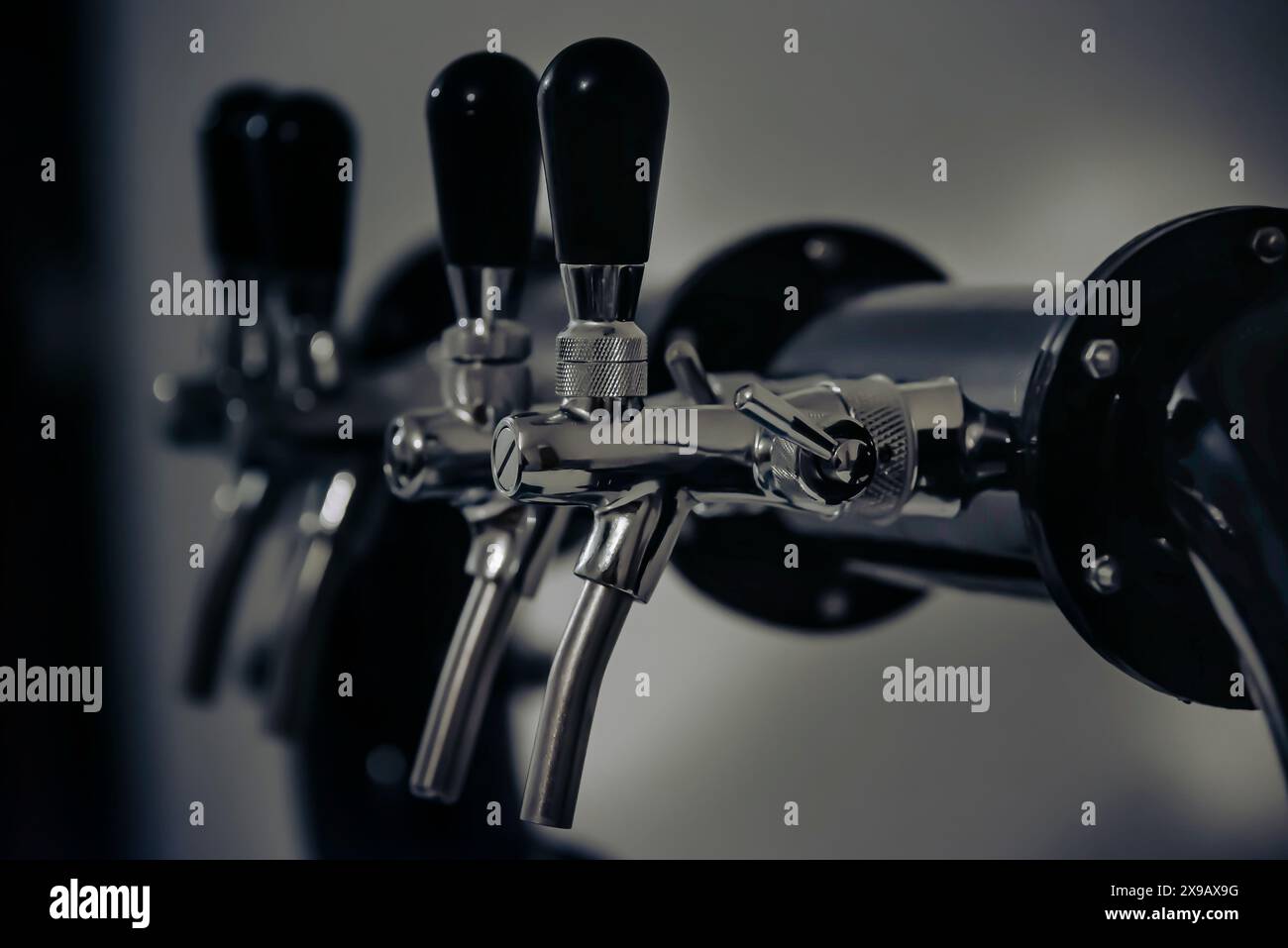 Beer taps in bar hi-res stock photography and images - Alamy